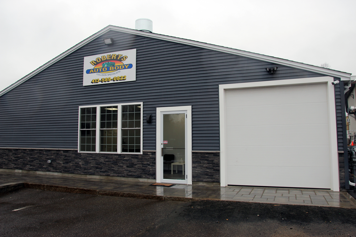 Gallery – Robert's Auto Body and Sales